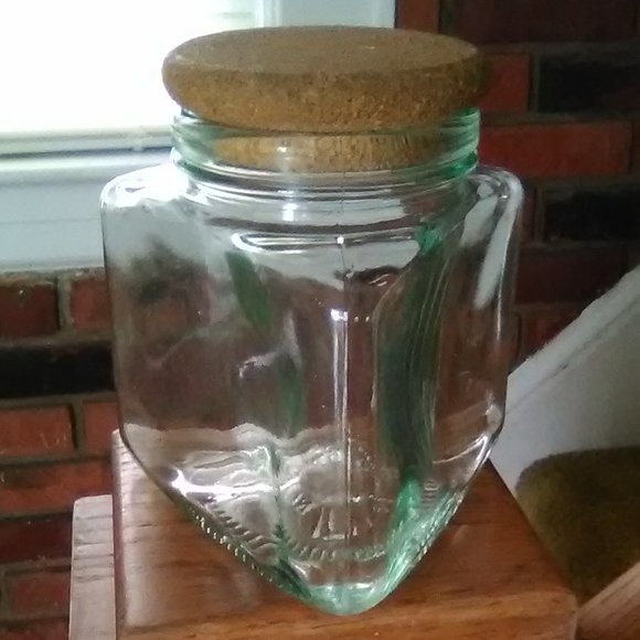 Accents | Triangular Jar | Poshmark